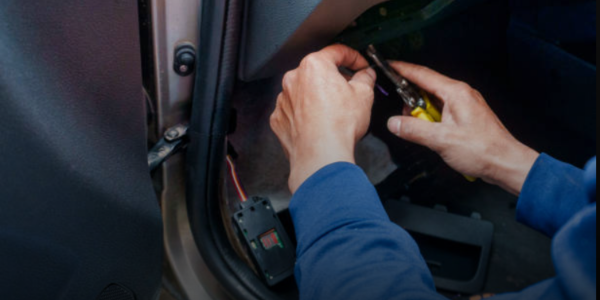How To Find And Remove a GPS Tracker From Your Car | Family1st